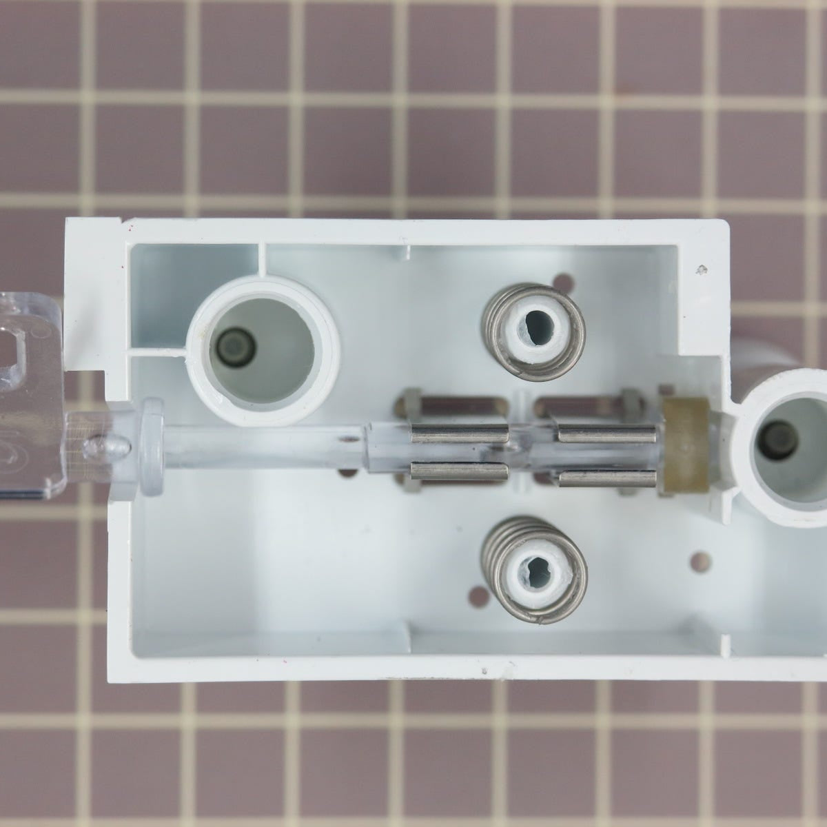 Water Filter Base 240396002 – Appliance Depot