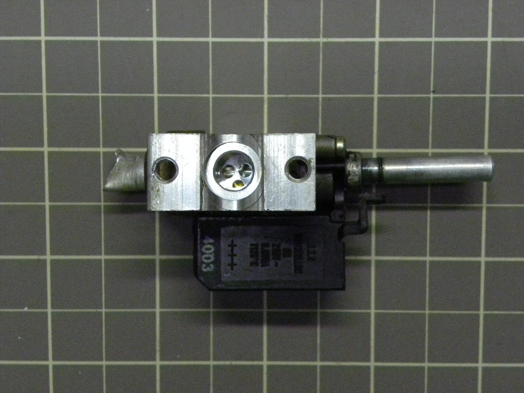 Avanti Range Burner Valve 61020337 – Appliance Depot